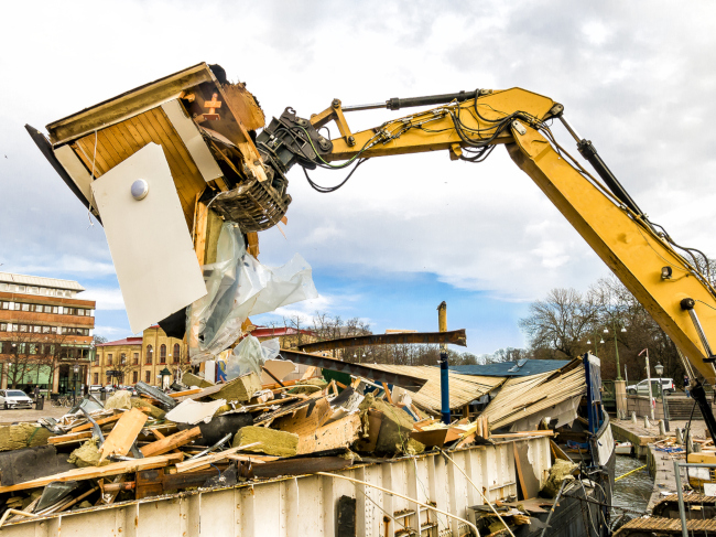 3 Reasons Why You Need Professional Demolition Cleanup | Double D ...